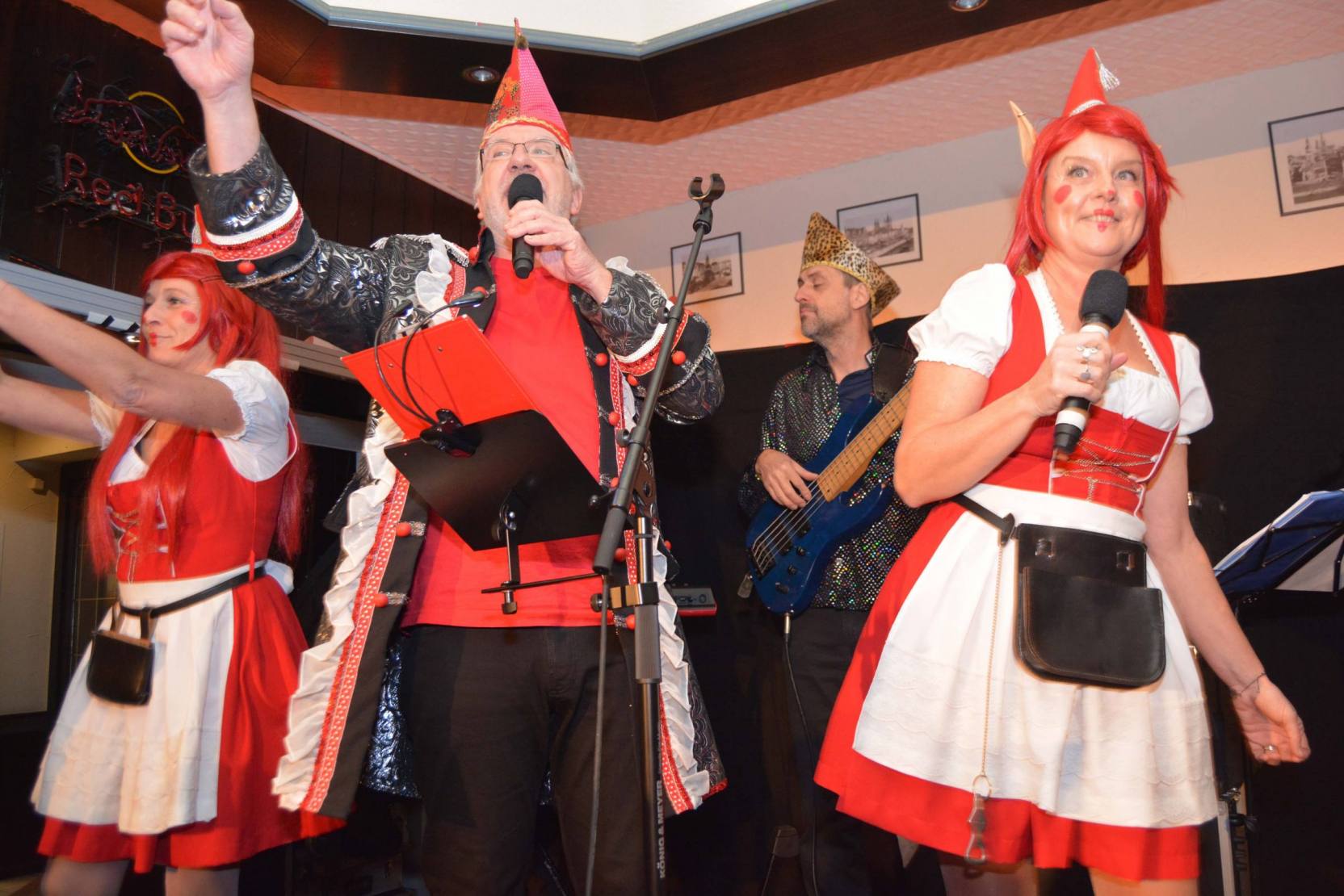 jeckespill-singen-schunkeln-freude-haben-osters-rudi brigitte